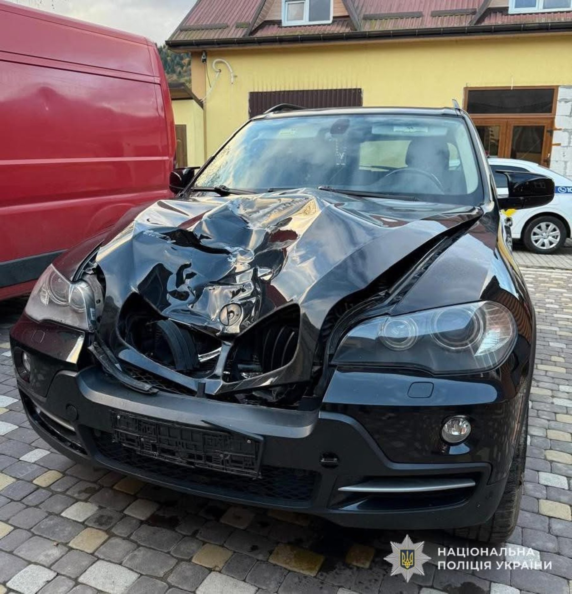 На Самбірщині водій BMW X5 на смерть збив 62-річну жінку і втік | Varta1