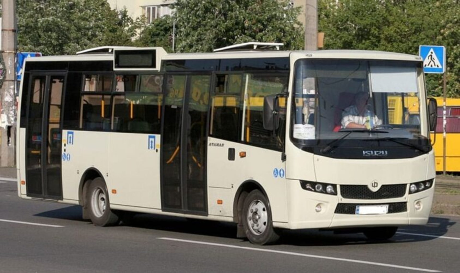 У Львові відновлює курсування маршрутка, роботу якої було припинено під час пандемії COVID-19 ...